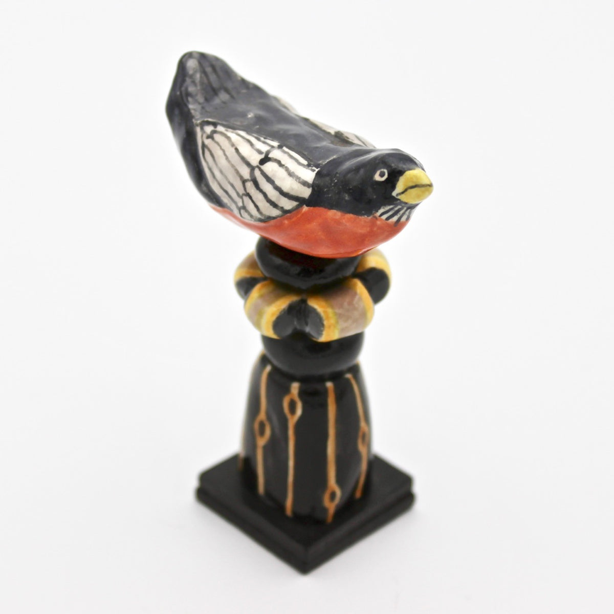 American Robin Totem Sculpture By Gail Splaver – ACCI Gallery